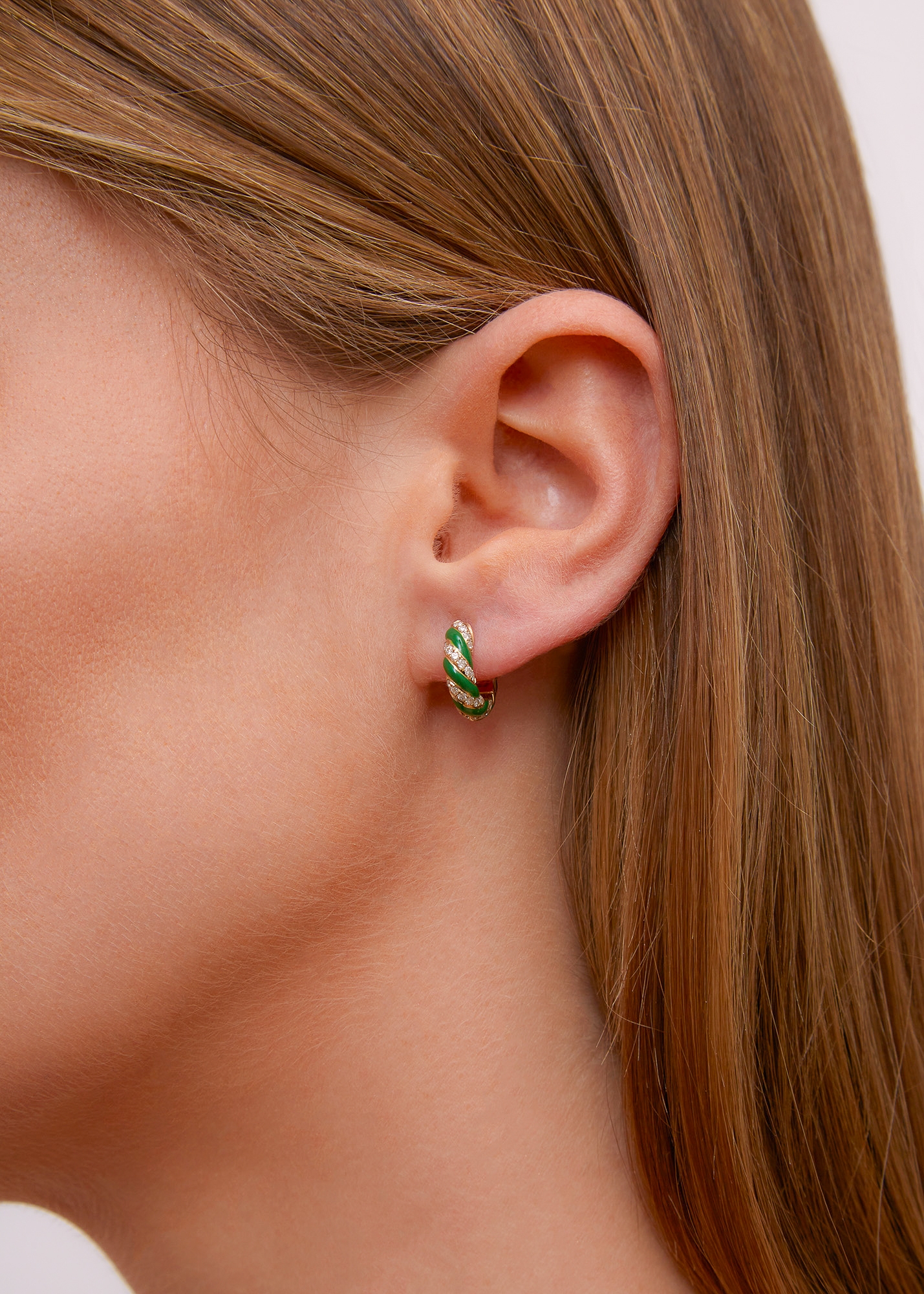 Alliance Mini Torsade - Rainbow enamel, diamonds and yellow gold ...